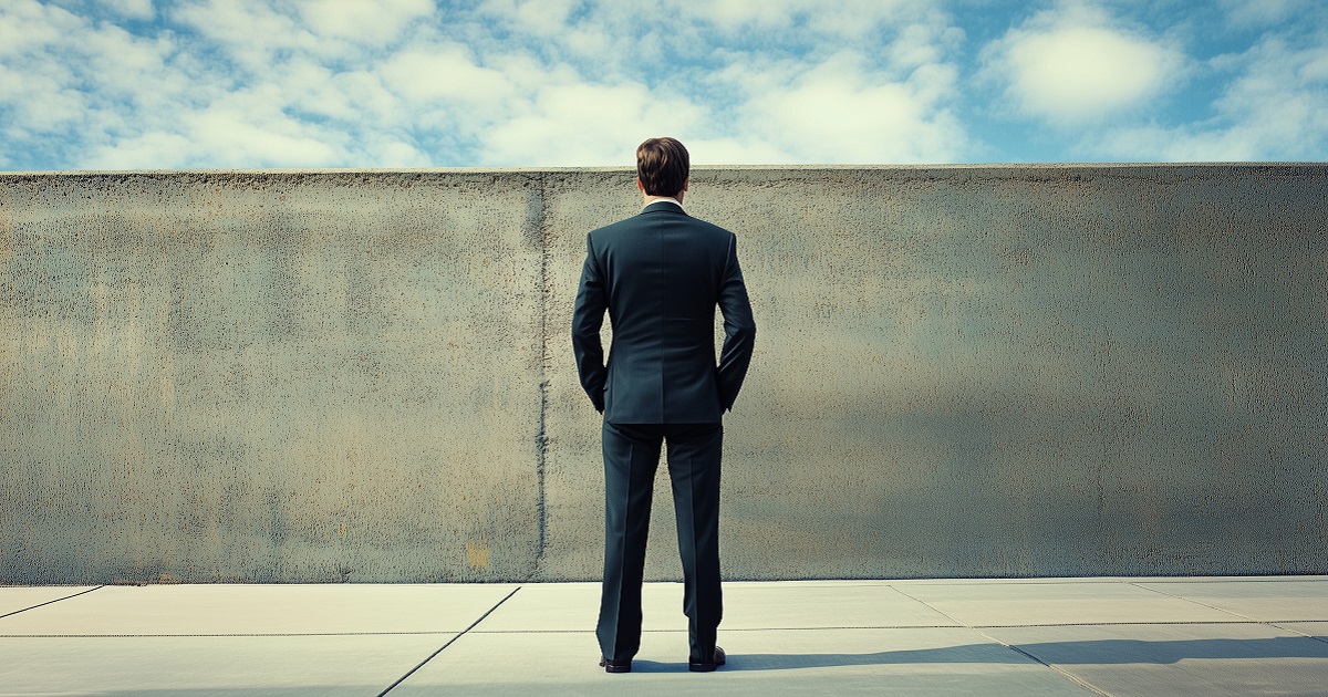 【特別インタビュー】今見上げるDXの2025年の“壁”をいかに飛び越えるか | レポート | PROTRUDE - 現場のあらゆる課題、解決策のすべてがここに